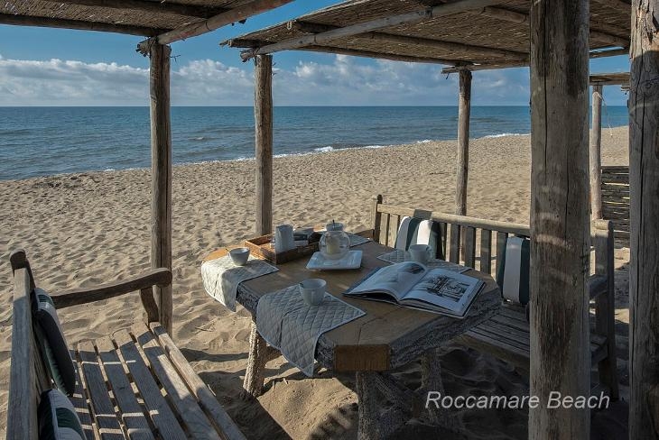 Villa Rocca -con accesso diretto al mare - Roccamare Castiglion della ...
